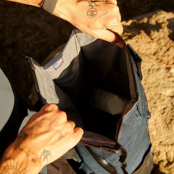 Mission Workshop x Tracksmith Backpack | The Coolector