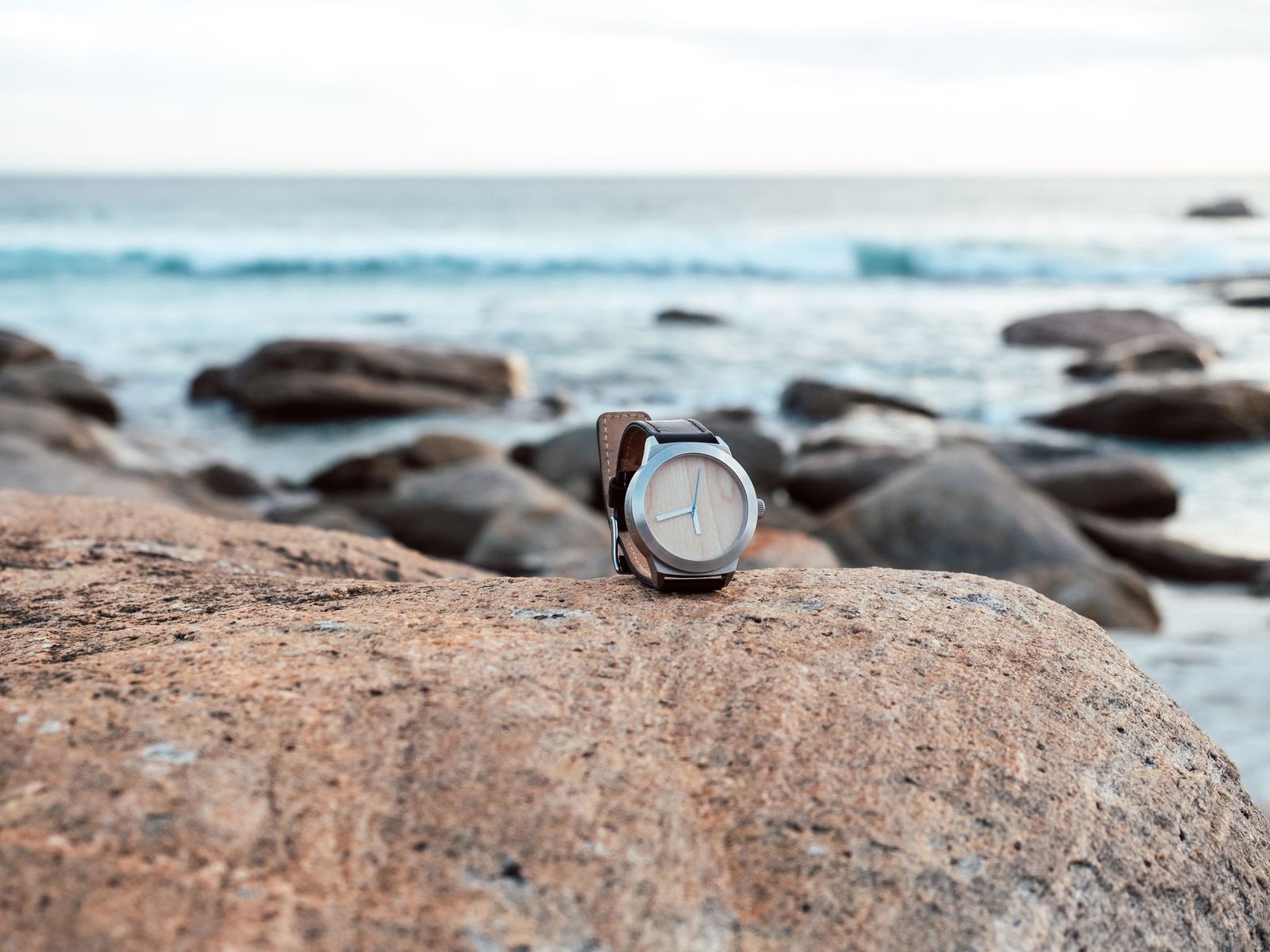 Seaval Watches | The Coolector