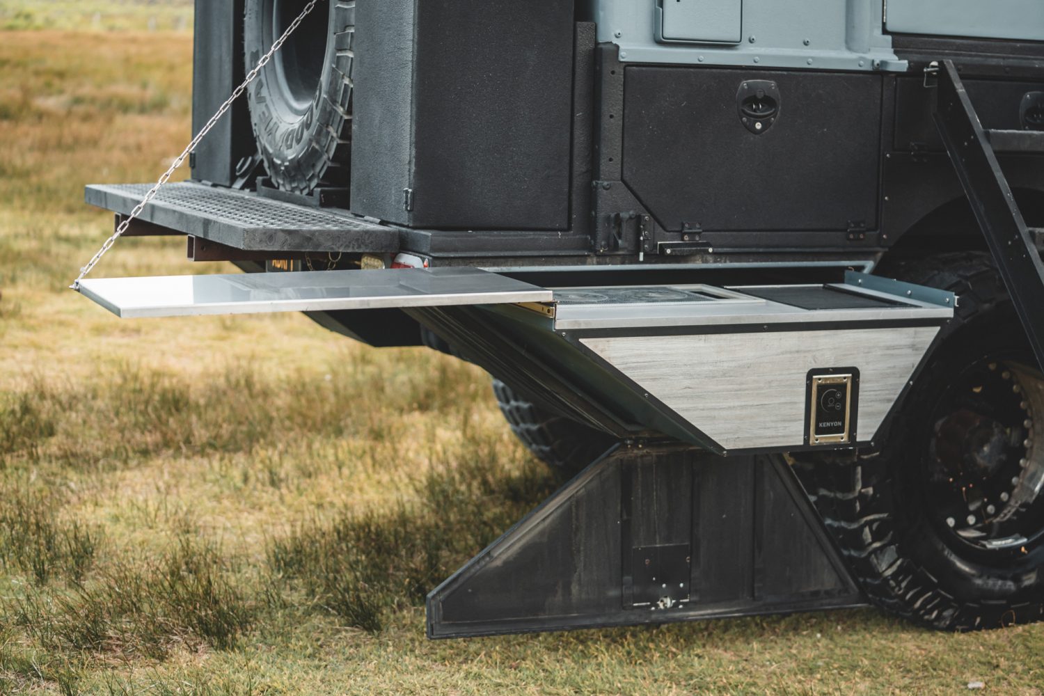 F-550 Full Custom Camper | The Coolector