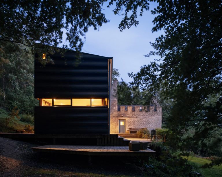 Moonshine House | The Coolector