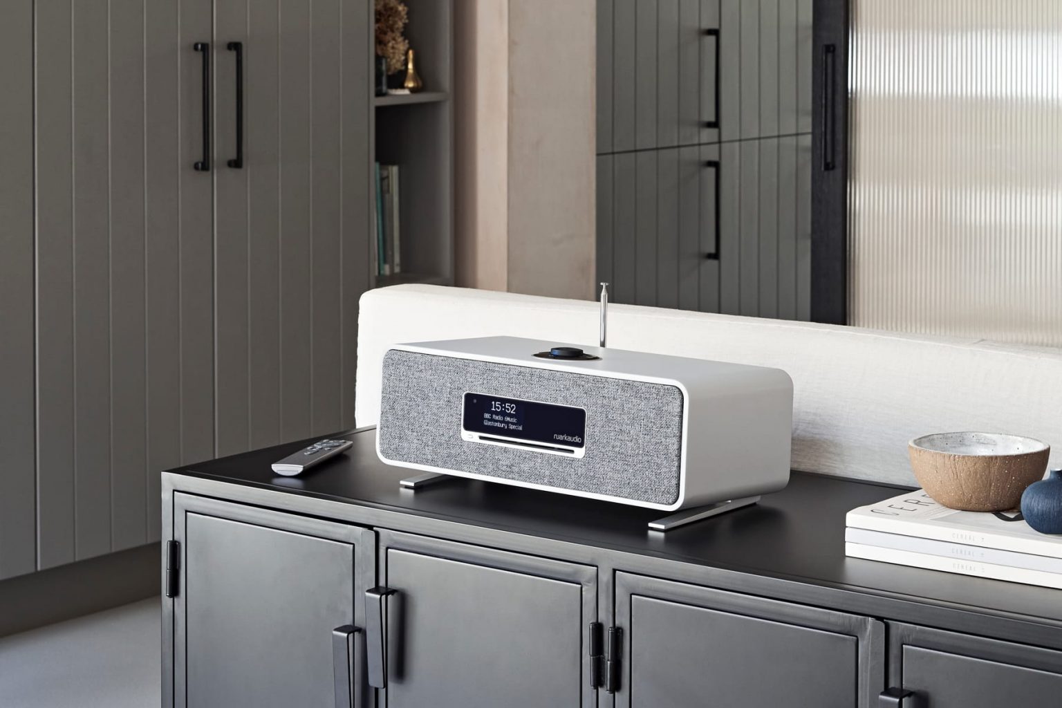 Ruark Audio R3 Compact Music System | The Coolector