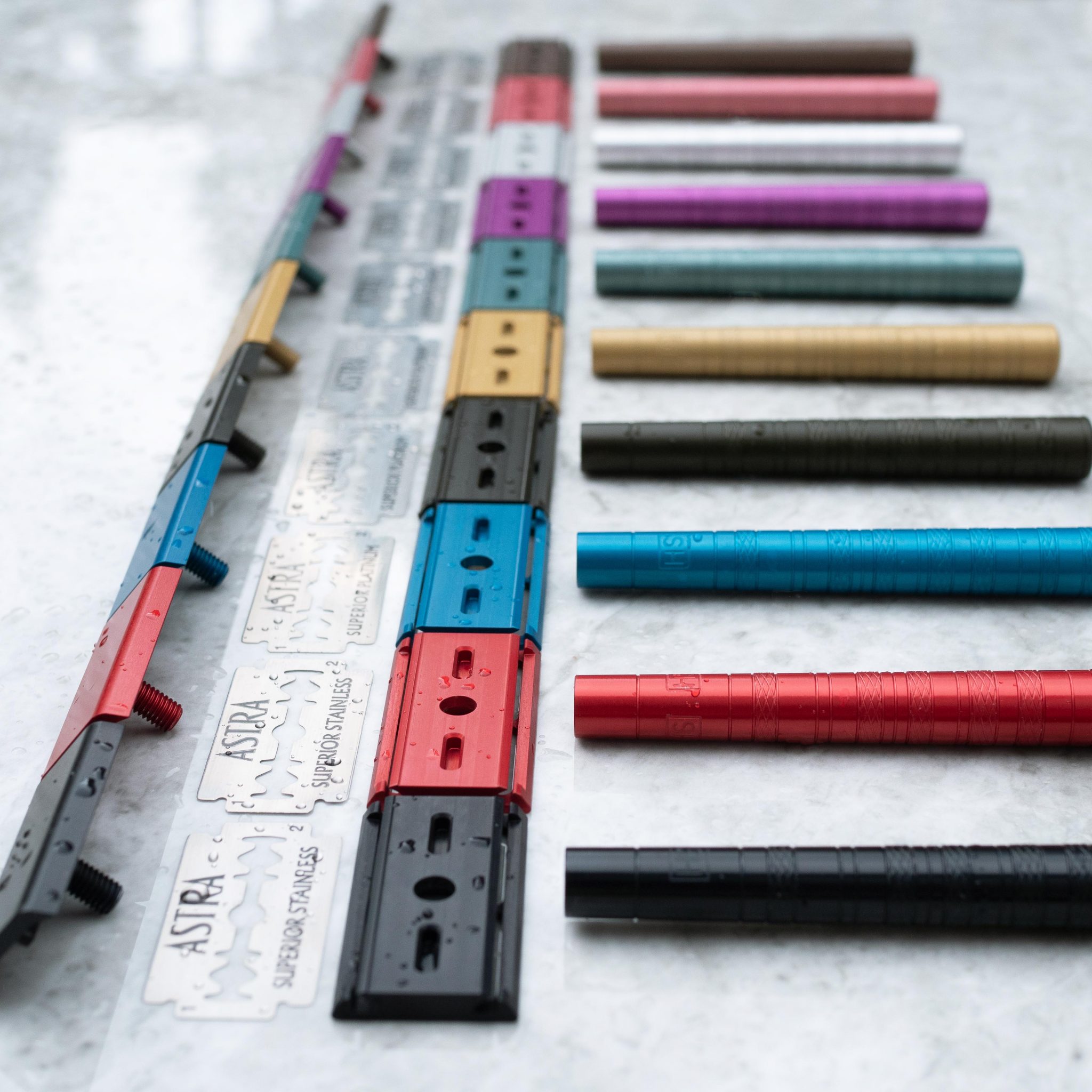 Henson Shaving Razors | The Coolector