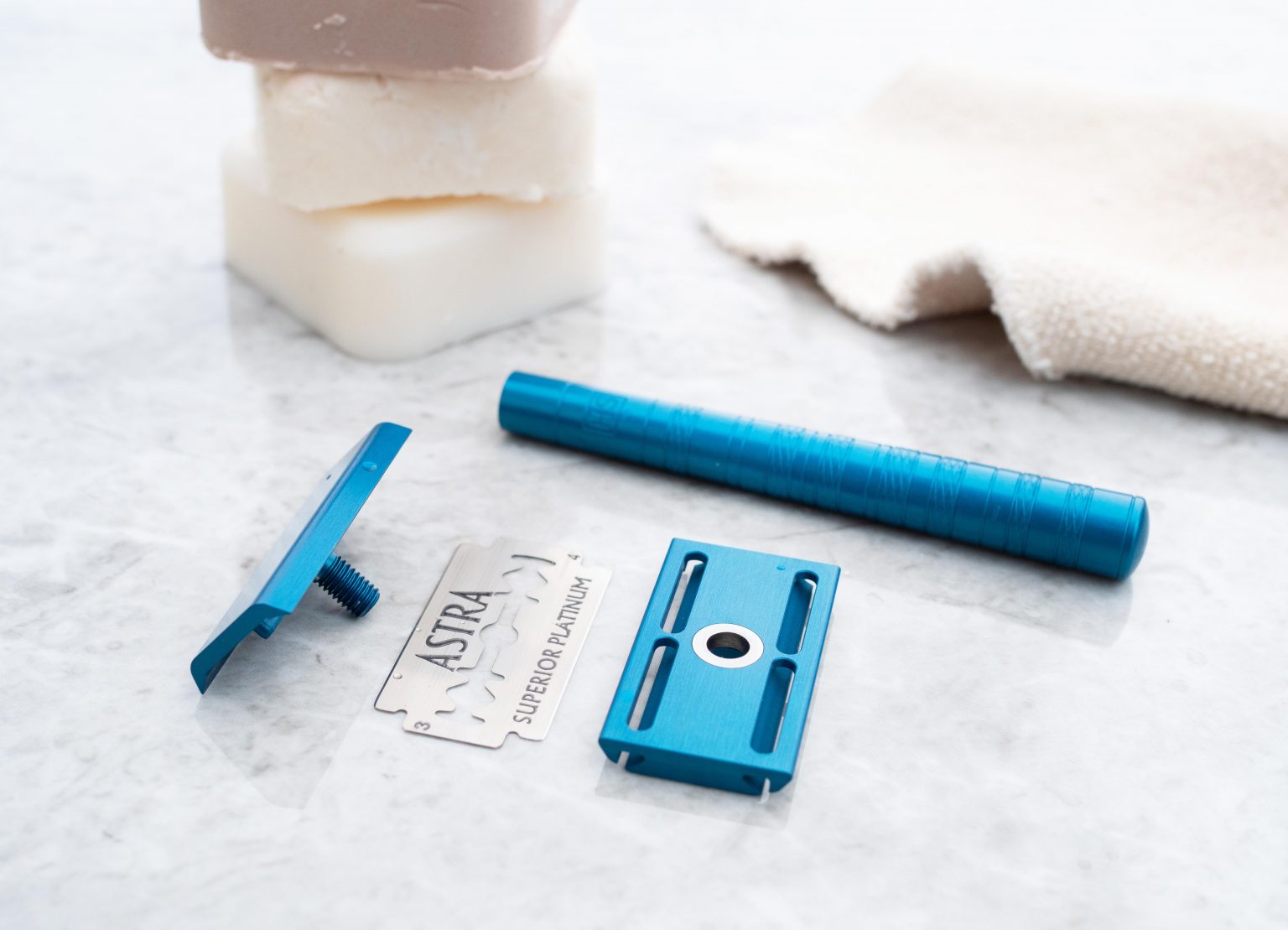 Henson Shaving Razors | The Coolector
