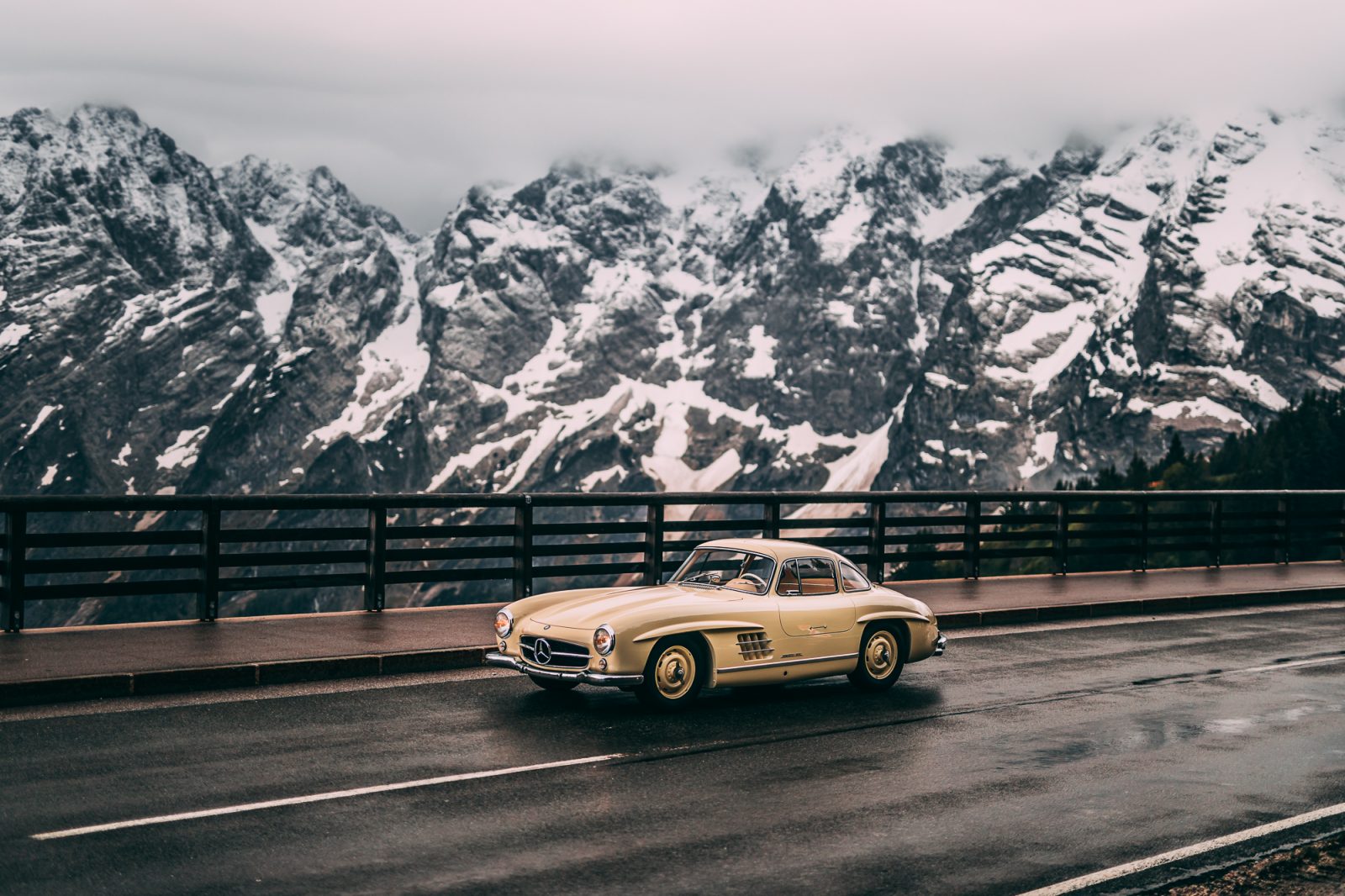 Mercedes-Benz 300 SL Alloy | The Coolector