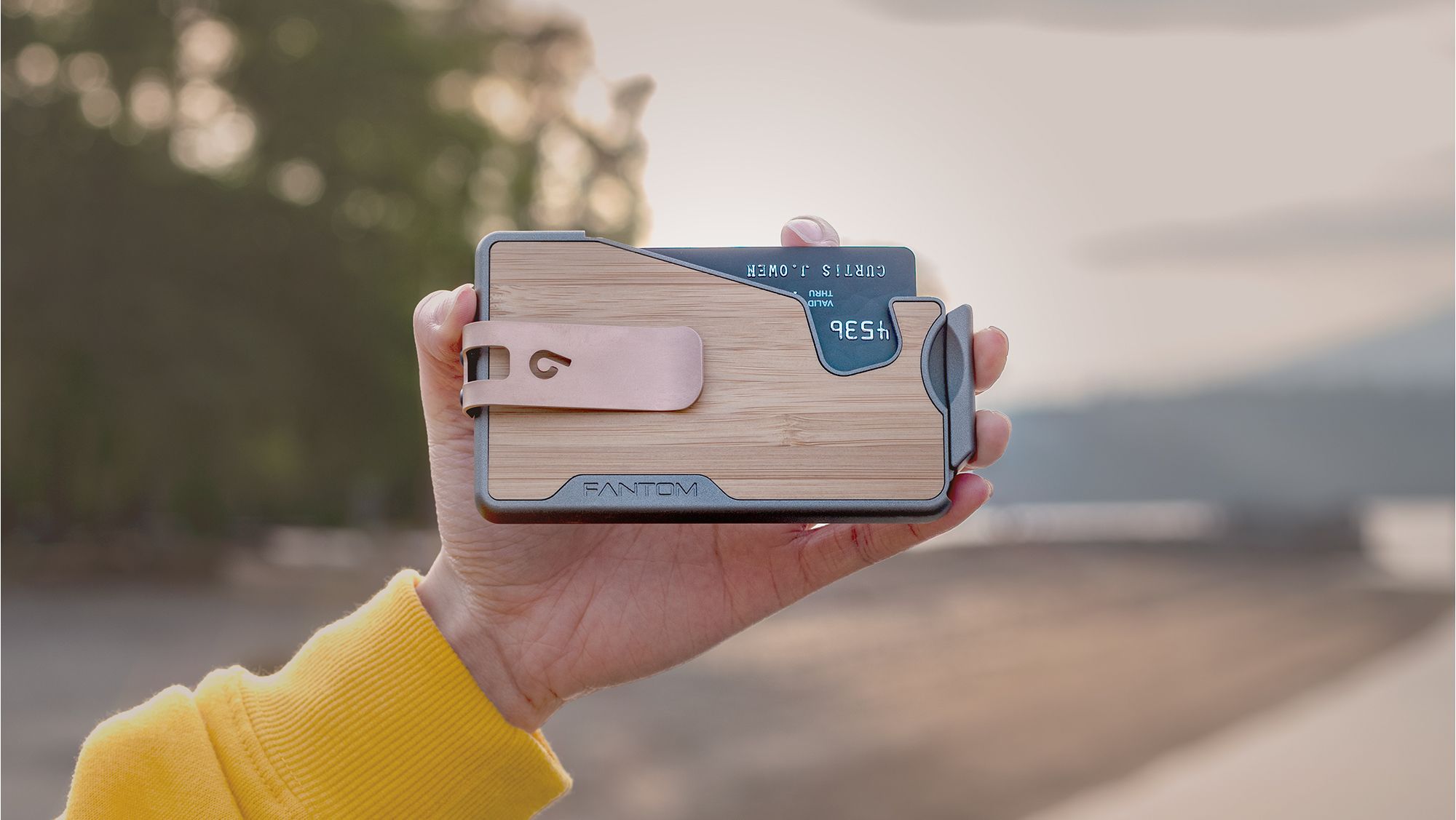 Fantom R Wallet | The Coolector