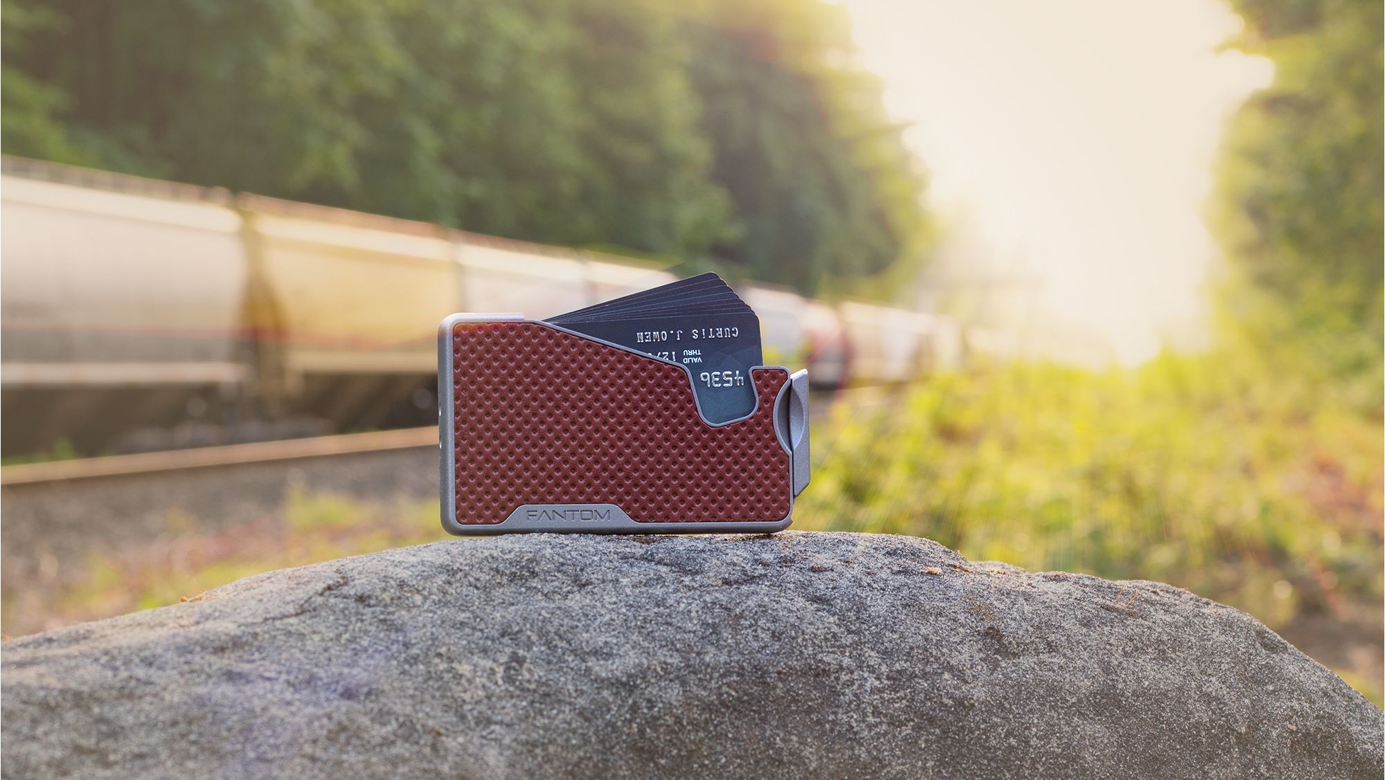 Fantom R Wallet | The Coolector