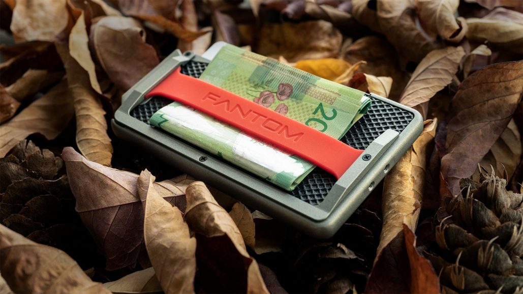 Fantom R Wallet | The Coolector