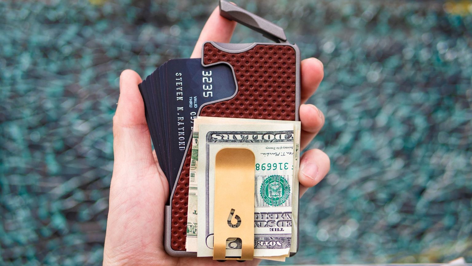 Fantom R Wallet | The Coolector