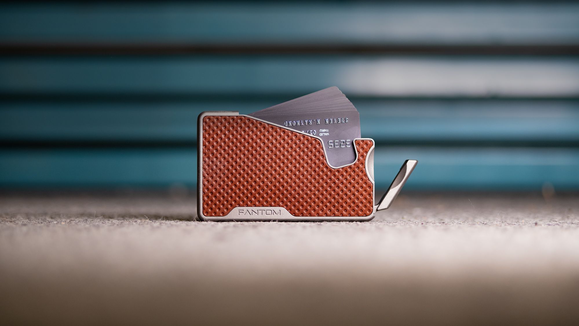 Fantom R Wallet | The Coolector