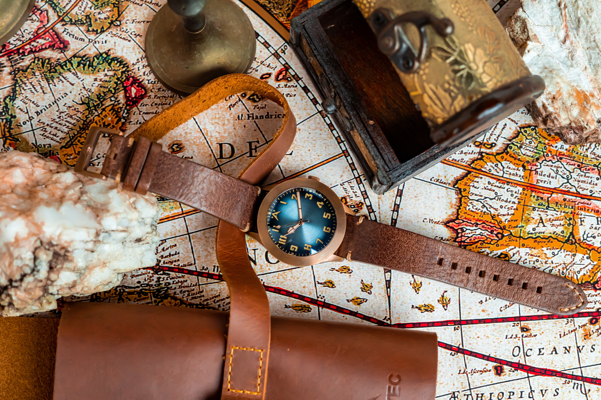 Aerotec Ace Bronze Pilot Watch | The Coolector