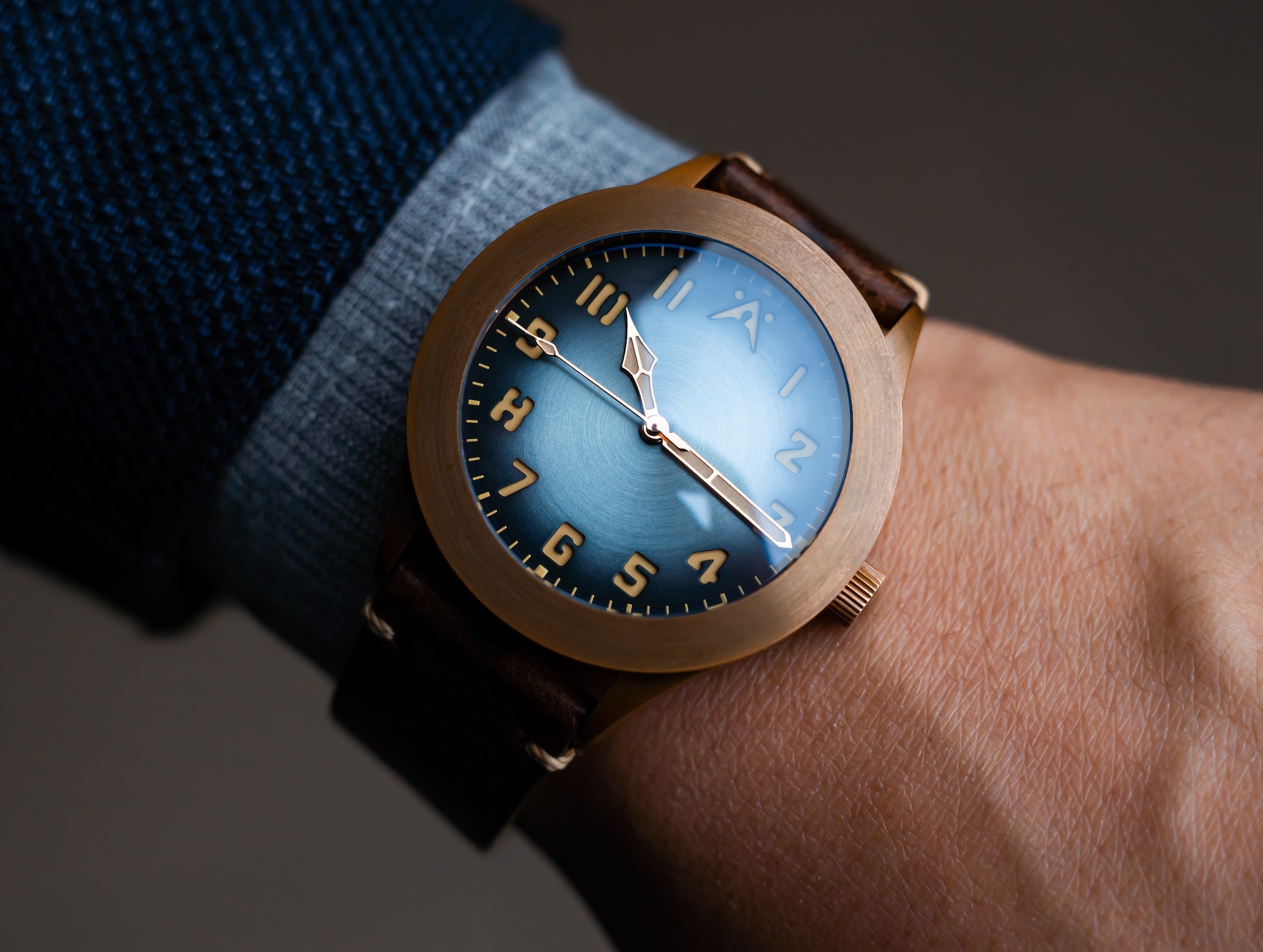Aerotec Ace Bronze Pilot Watch | The Coolector