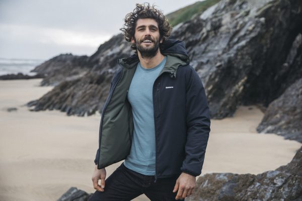 Finisterre Transition Reversible Jacket | The Coolector