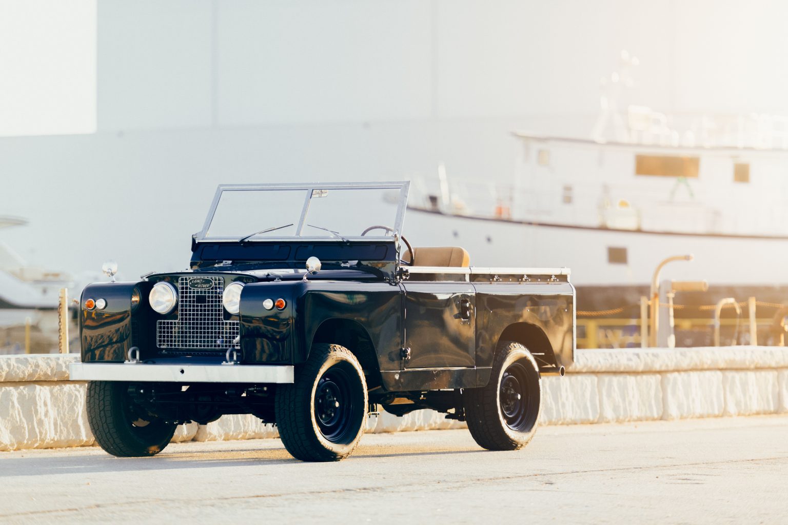 Himalaya x Taylor Stitch Land Rover Pre-Defender | The Coolector