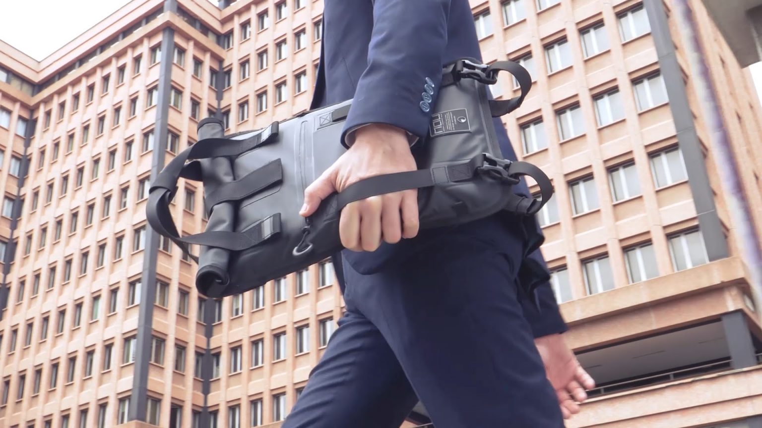 UNICO I Modular Waterproof Digital Bags | The Coolector