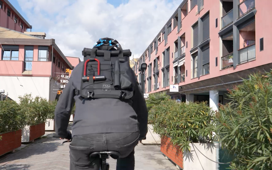 UNICO I Modular Waterproof Digital Bags | The Coolector