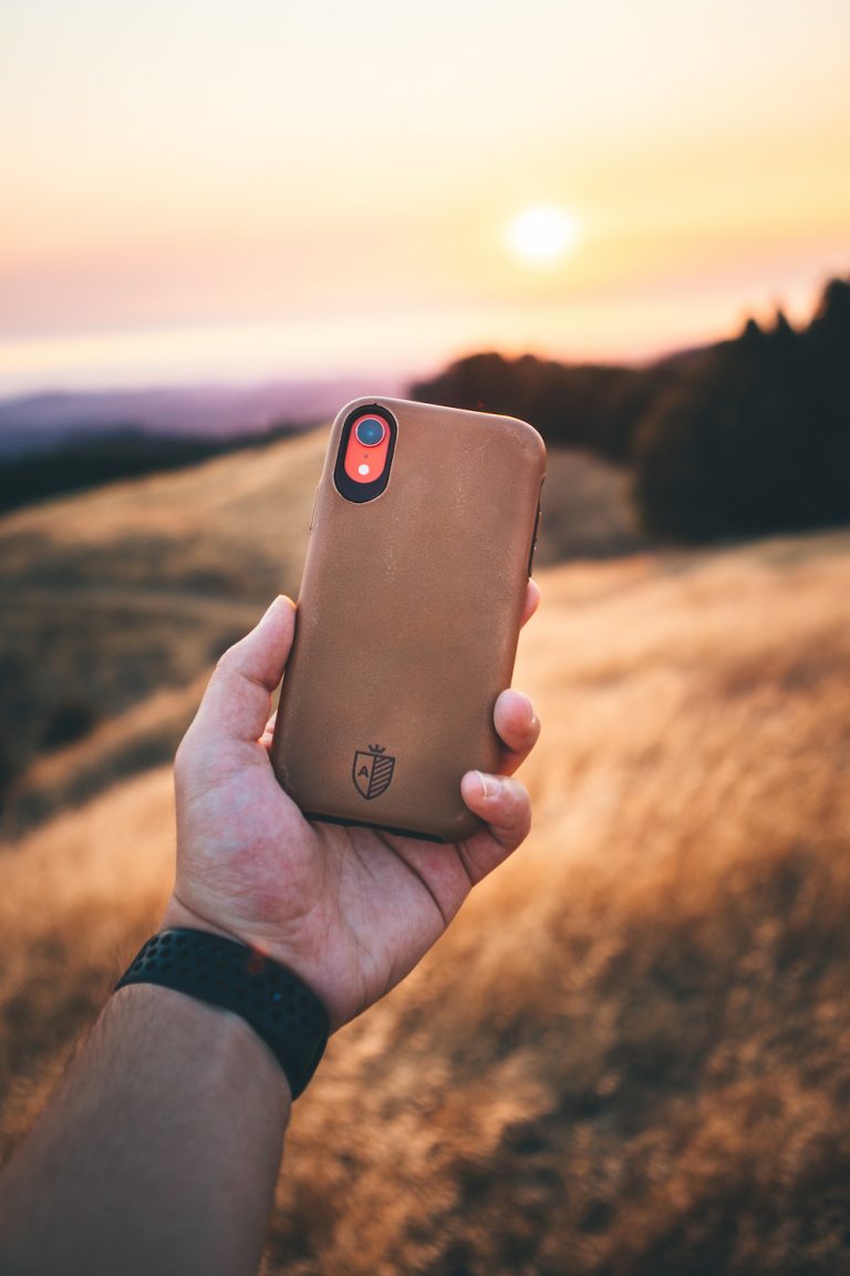 Aeris Antimicrobial Copper Phone Case | The Coolector