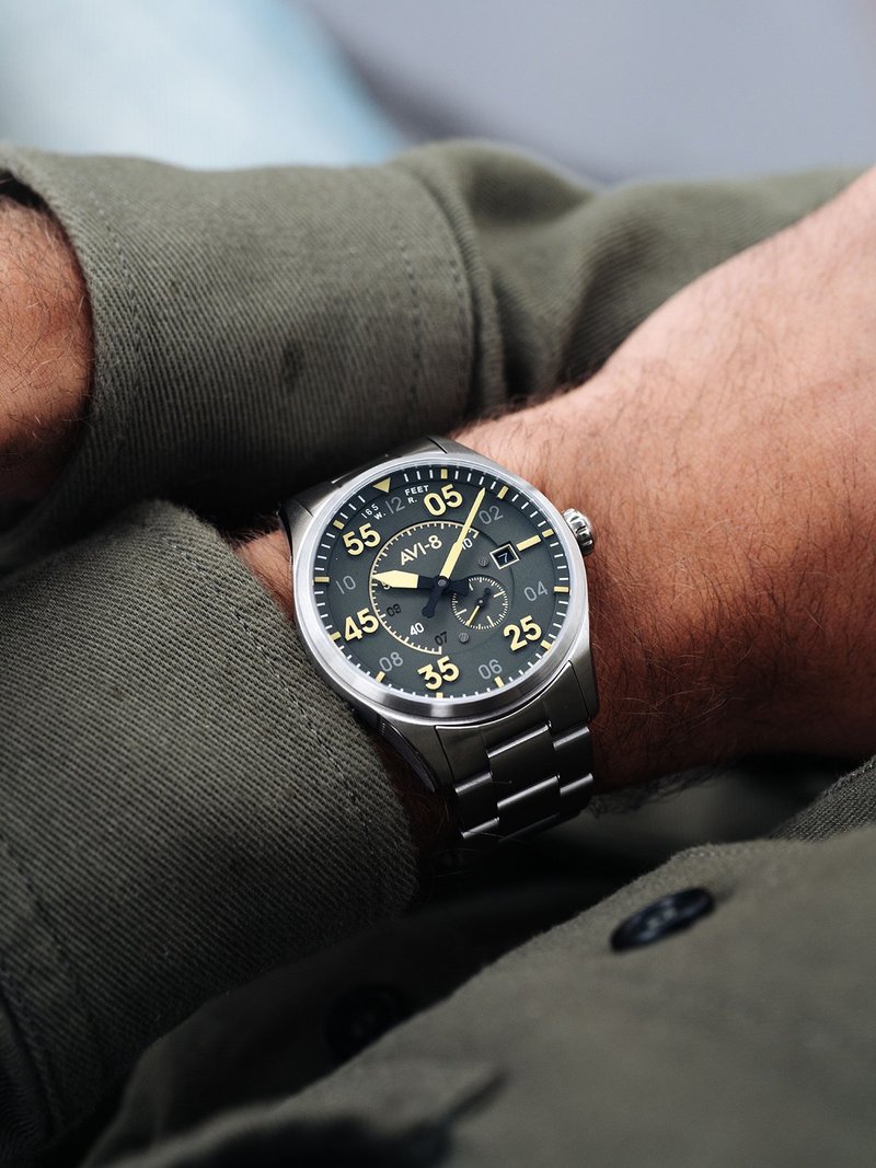 AVI-8 Spitfire Type 300 Automatic Watches | The Coolector