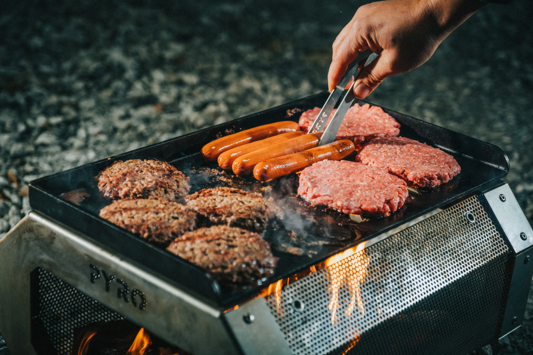 Pyro Camp Fire | The Coolector