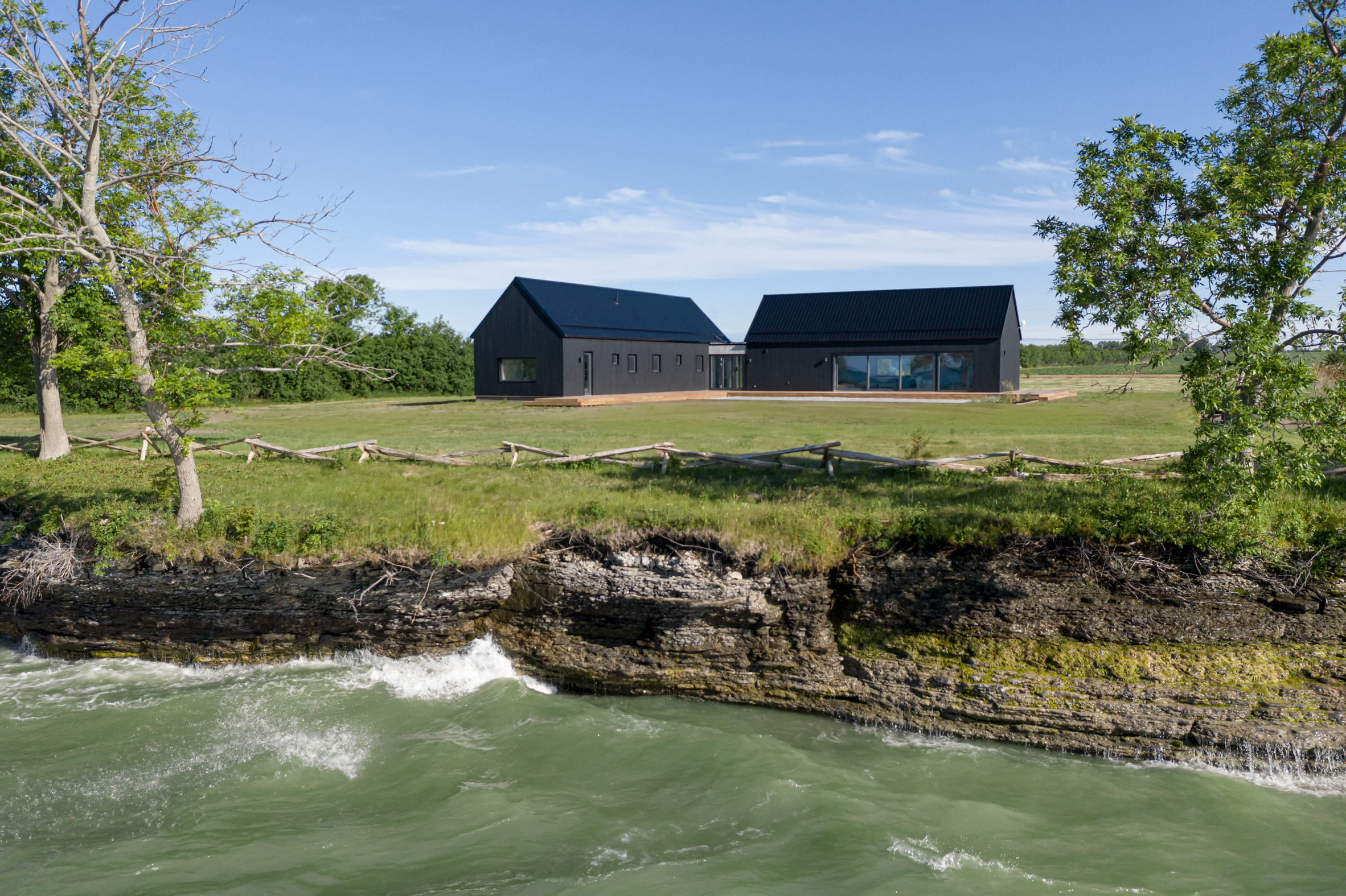 Ell House | The Coolector