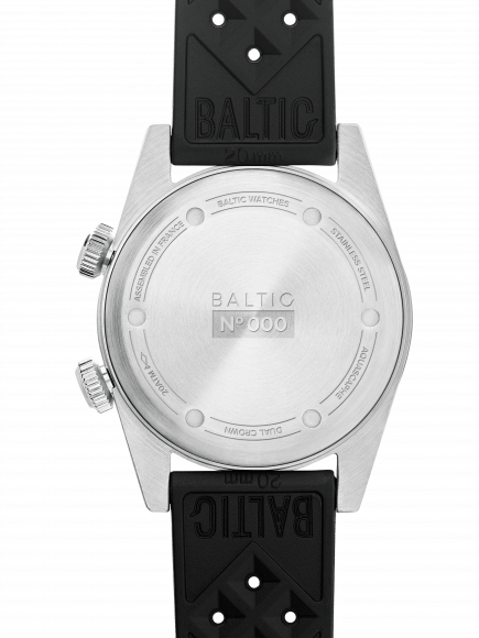 Baltic AQUASCAPHE Dual Crown Dive Watch | The Coolector