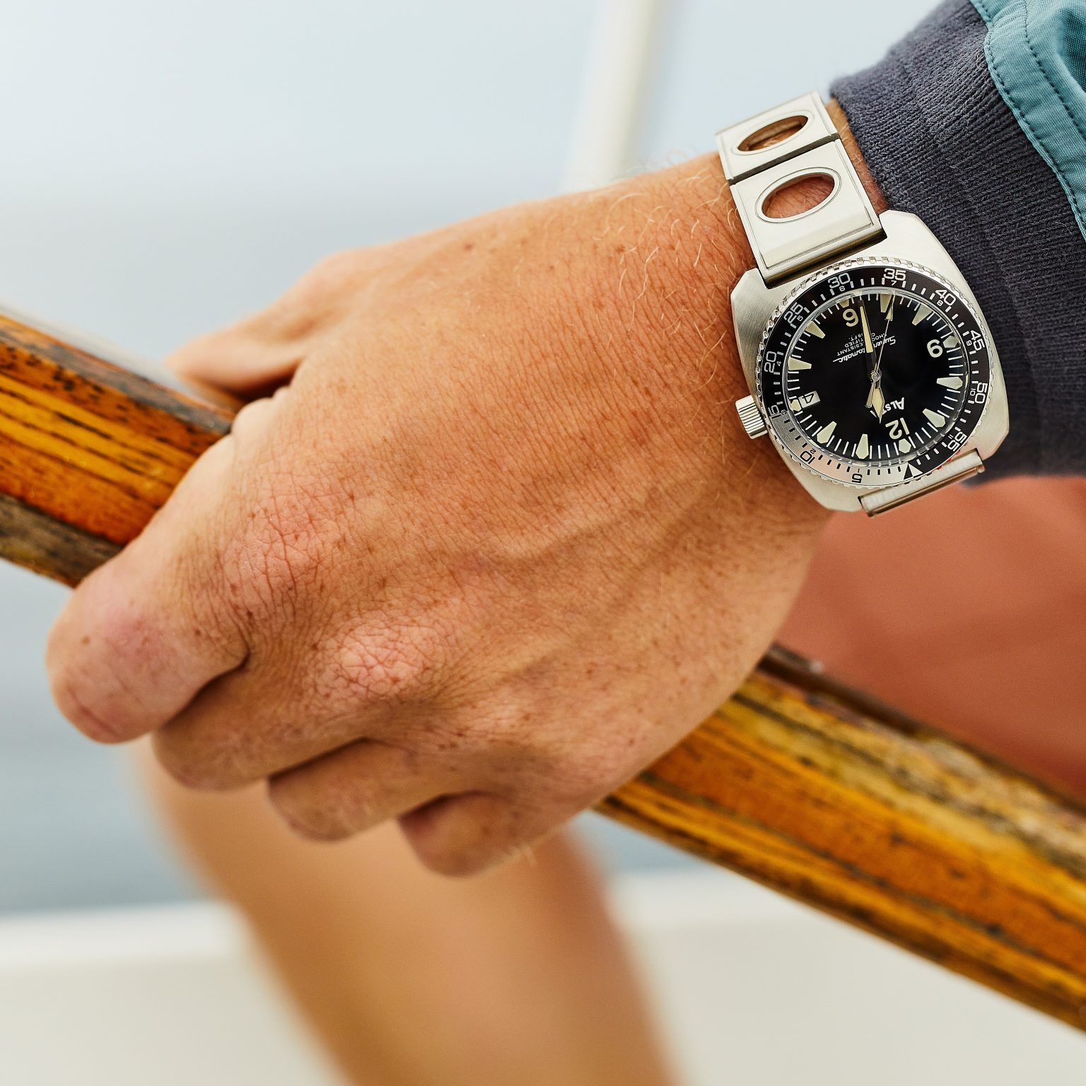 6 of the best adventure watches for men | The Coolector