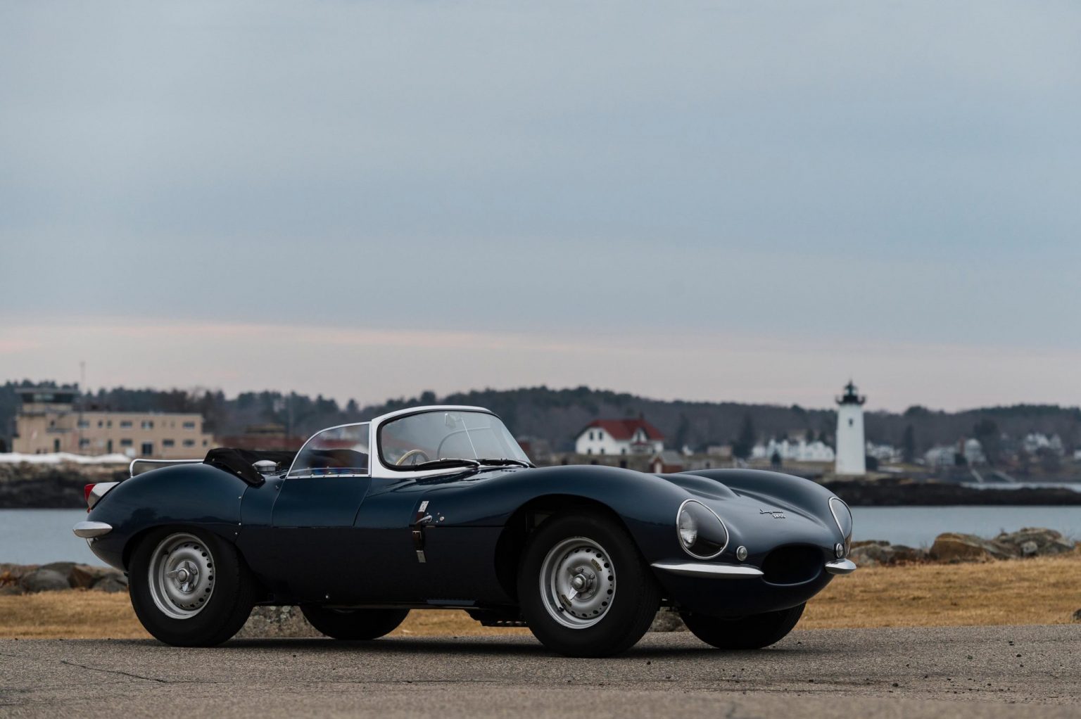 1965 Jaguar XKSS Re-Creation by Lynx | The Coolector