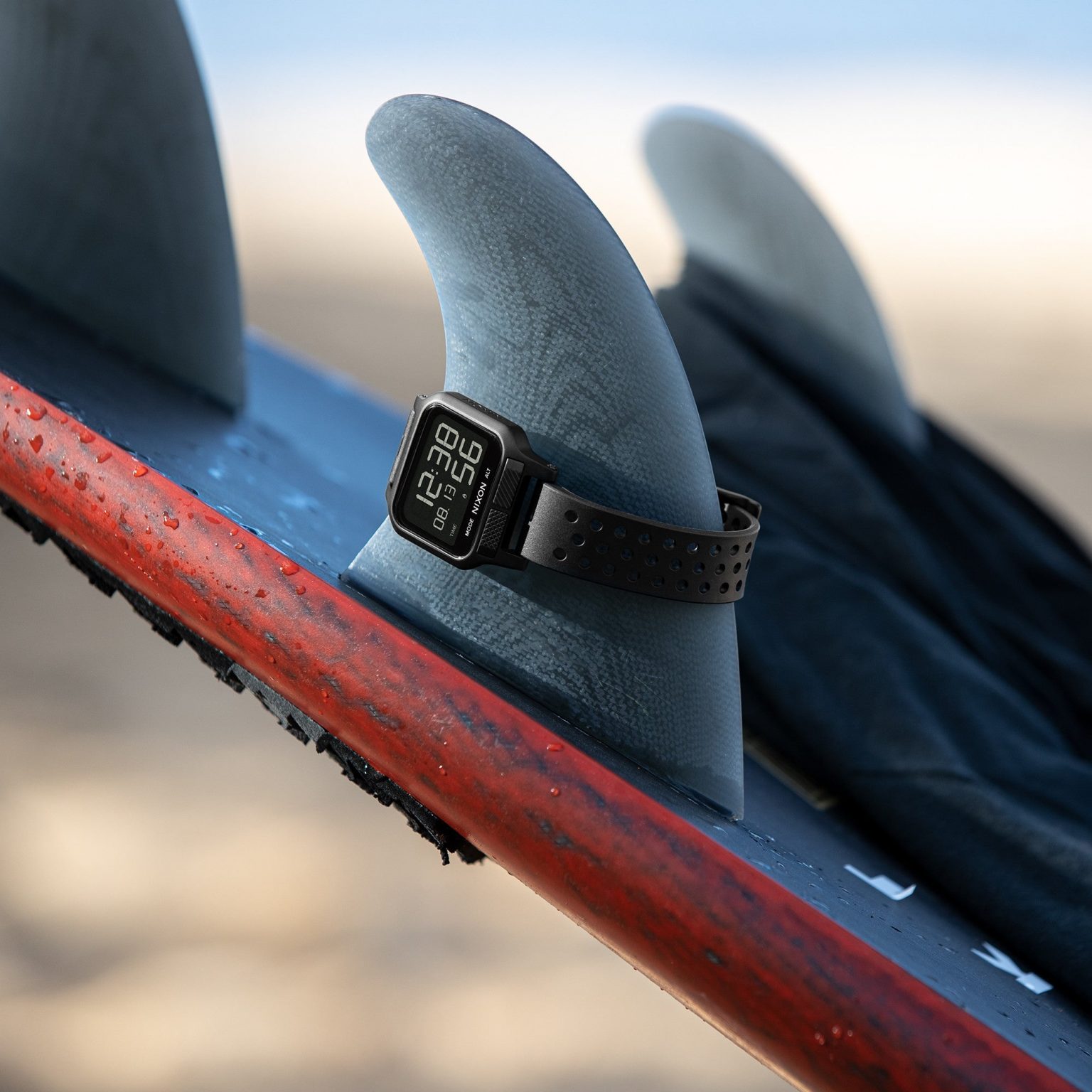 Nixon Heat Watch | The Coolector