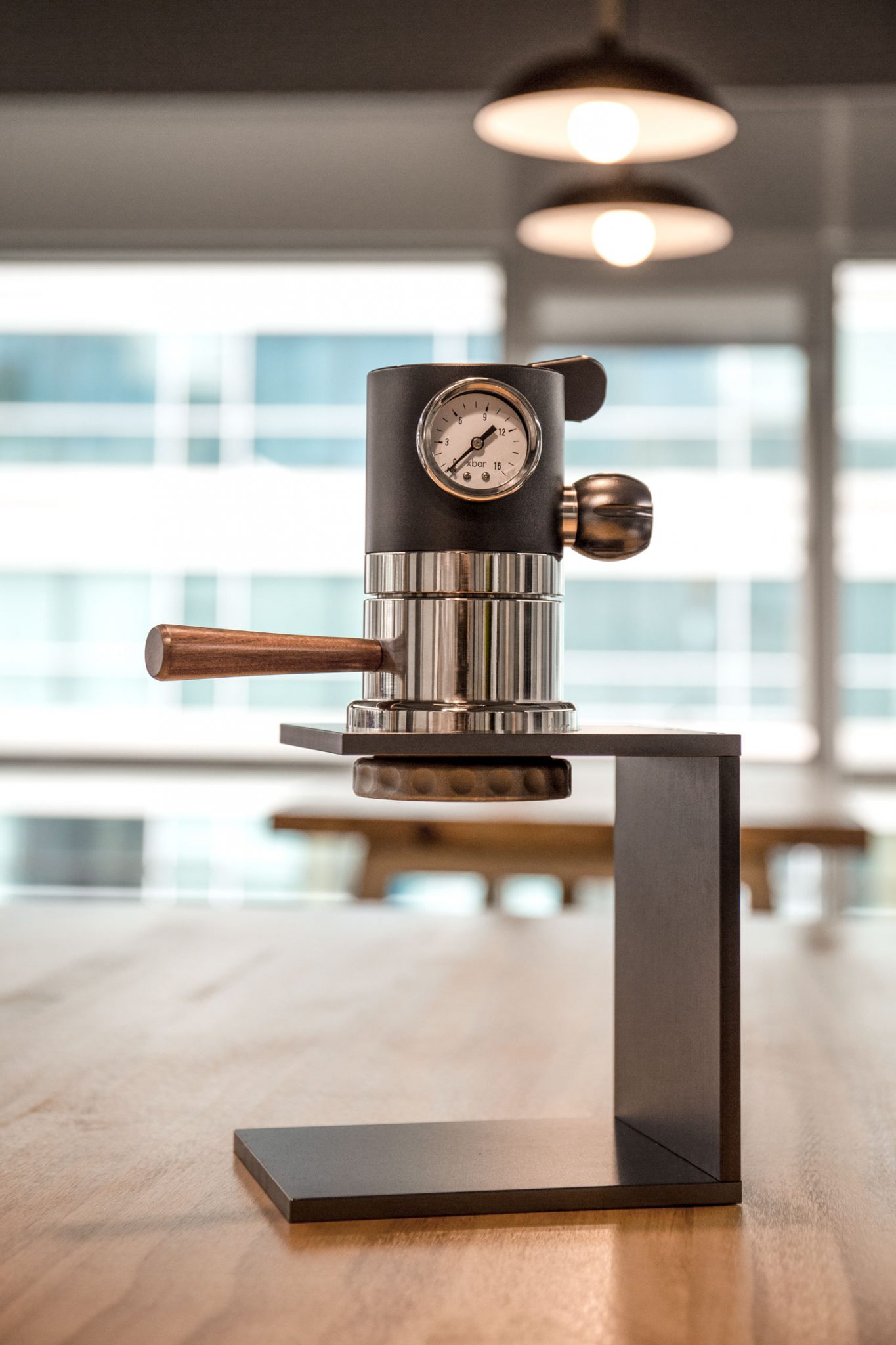 Xbar 9-Bar Espresso Maker | The Coolector