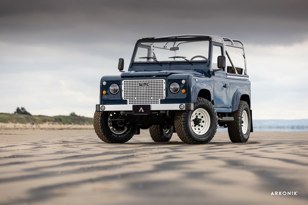 Arkonik Aloha Defender | The Coolector