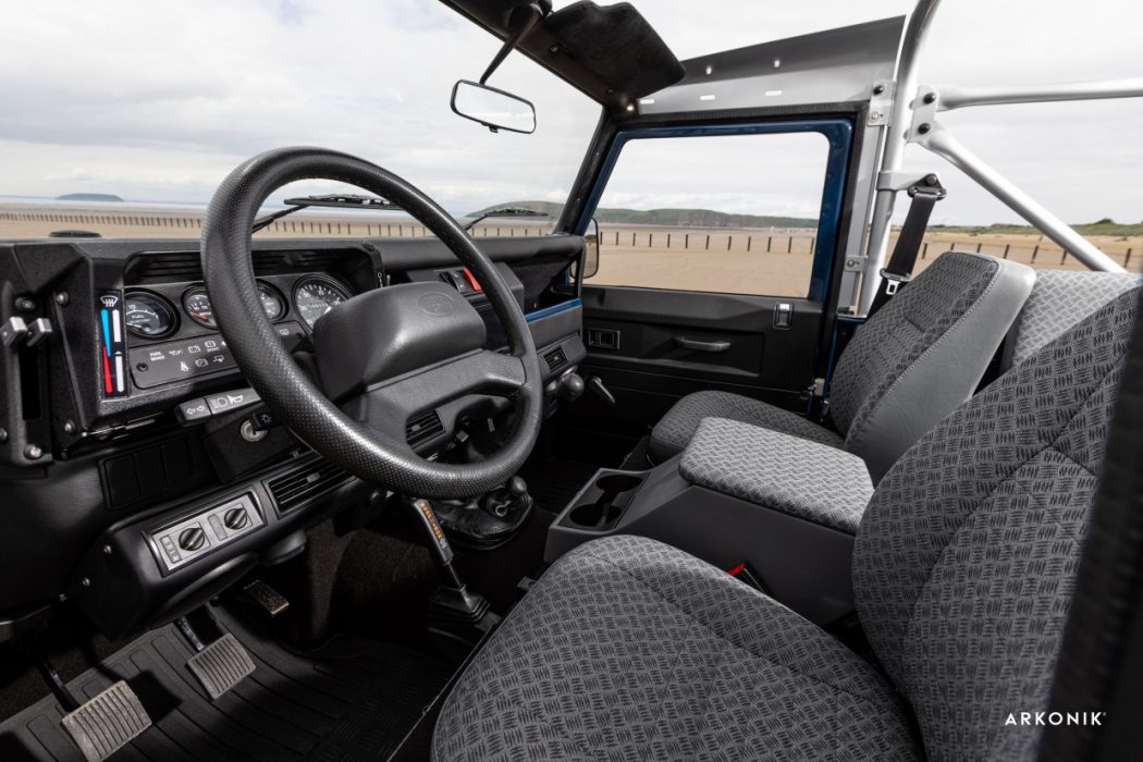 Arkonik Aloha Defender | The Coolector