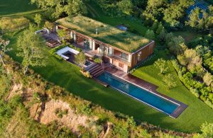 Peconic House | The Coolector