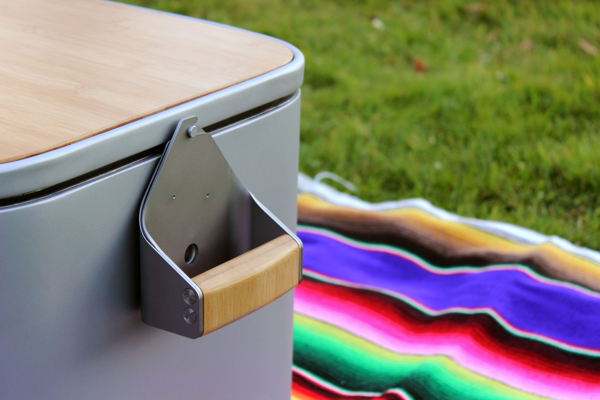 Wool Street Wooly Eco-Friendly Cooler | The Coolector