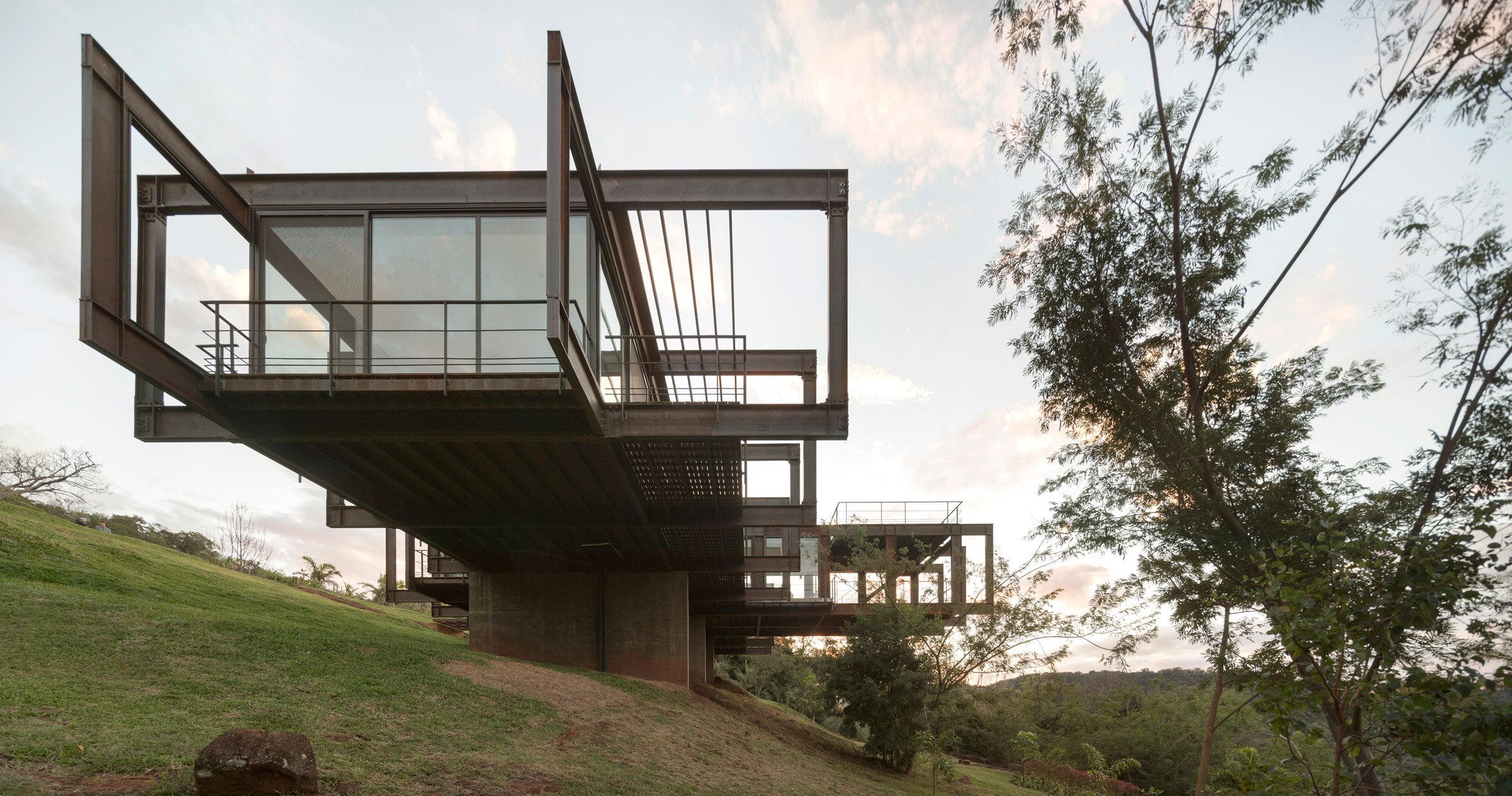 Cloud House | The Coolector
