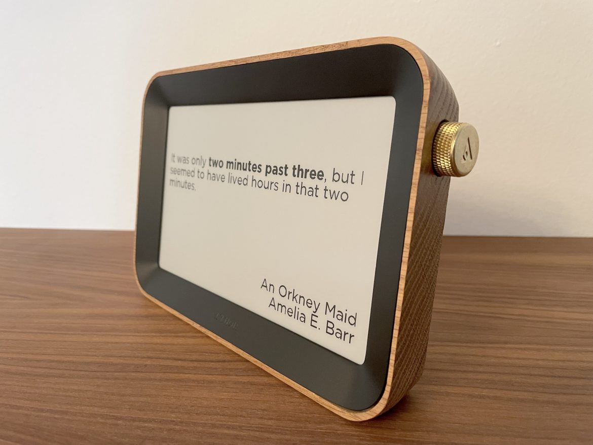 Mechanical Design Labs Author Clock | The Coolector