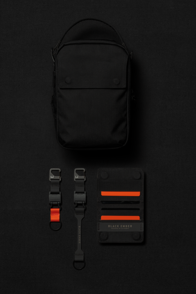 Black Ember Kompak Crossbody Pack | The Coolector
