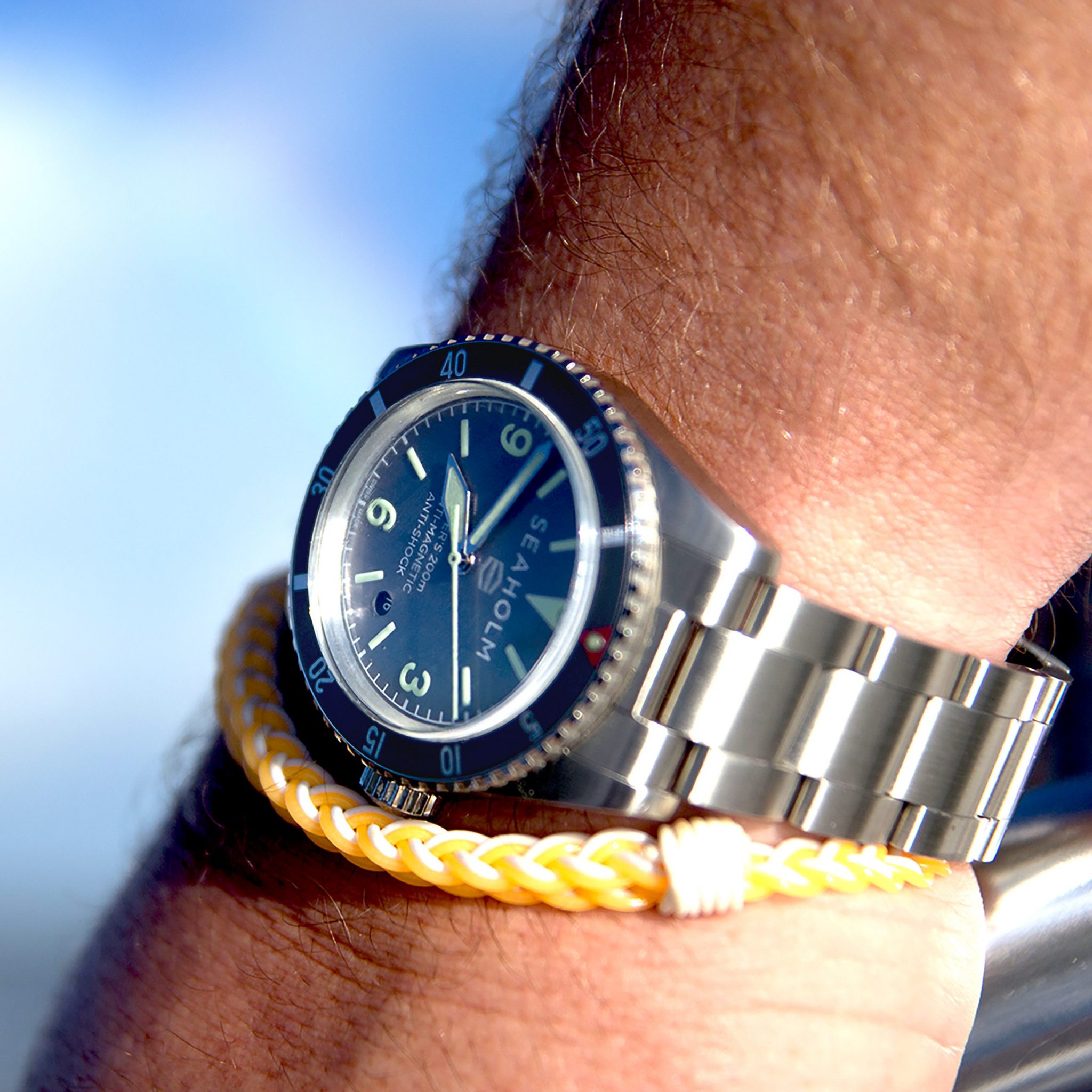 Seaholm Offshore Dive Watch | The Coolector