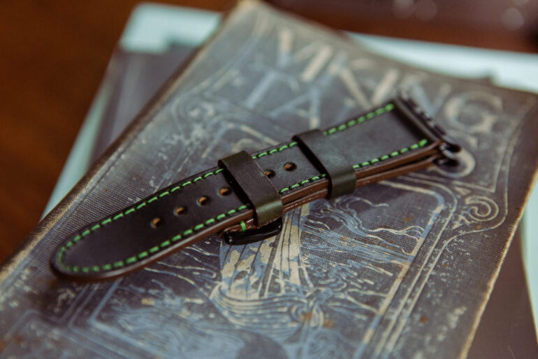 OLPR Leather Apple Watch Bands | The Coolector