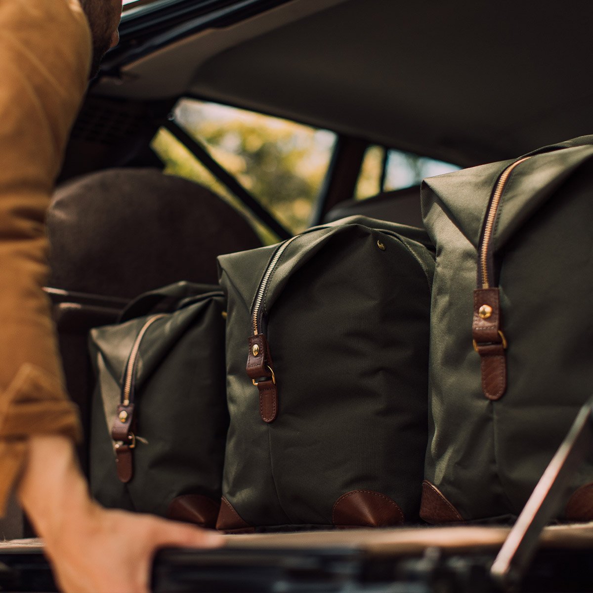 Bennett Winch Cargo Bag | The Coolector