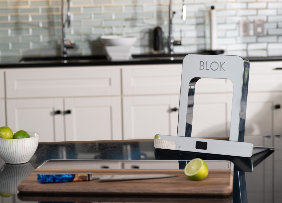 BLOK Smart Cutting Board | The Coolector