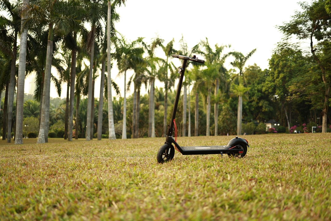 TurboAnt M10 Folding Electric Scooter THAT YOU CAN TAKE ANYWHERE | The ...