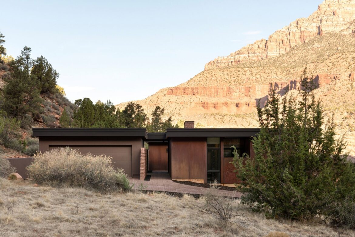 The Watchman Cabin | The Coolector