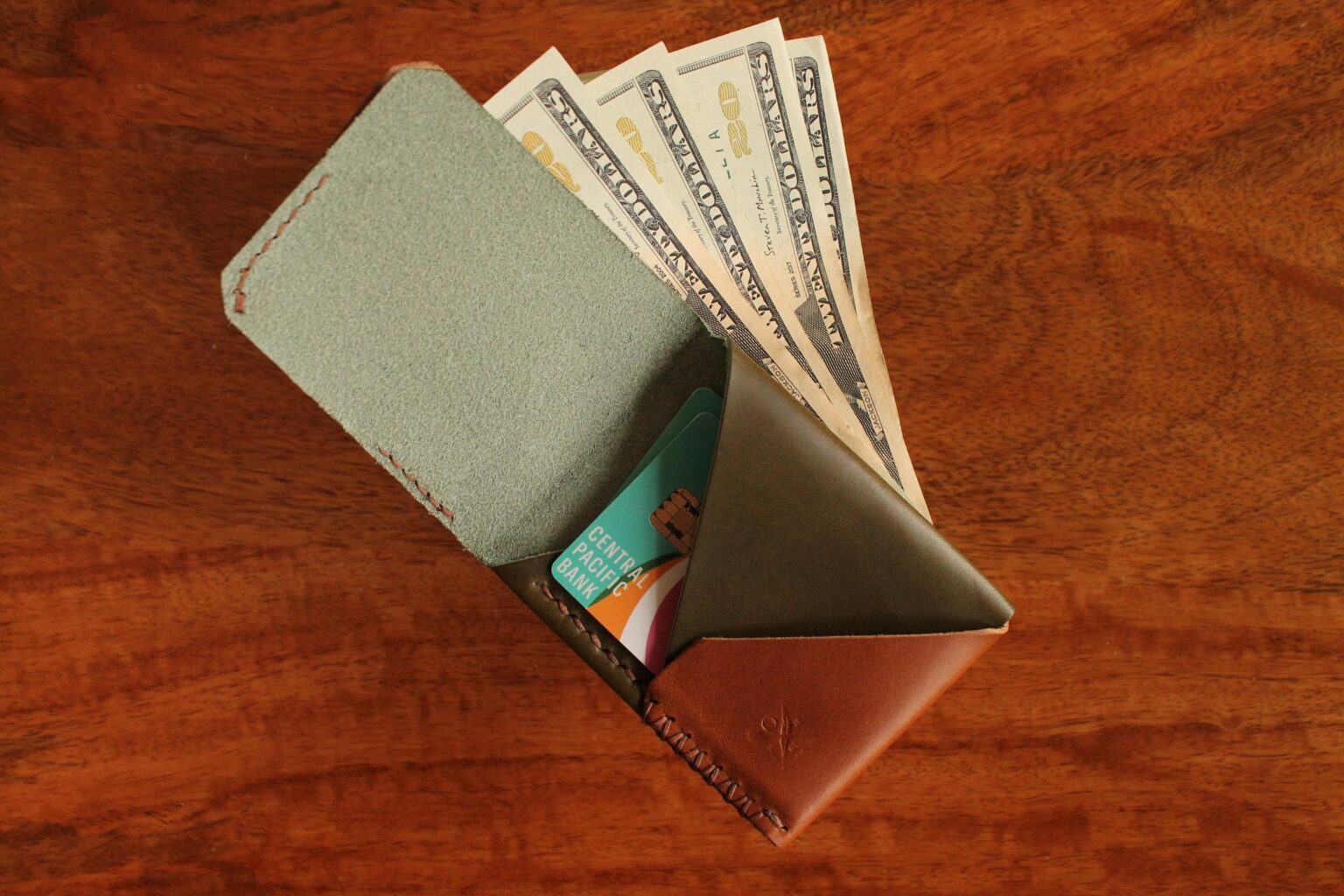 6 of the best wallets from Open Sea Leather | The Coolector