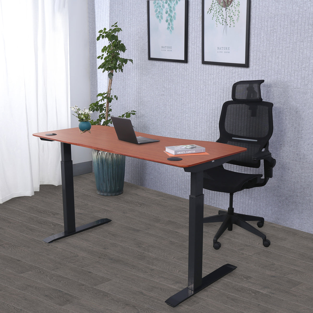 5 of the best standing desks from ApexDesk | The Coolector