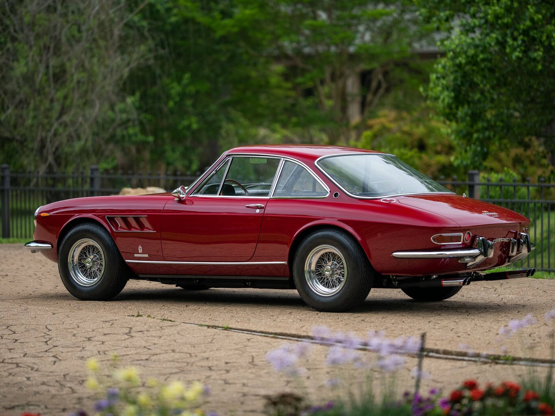 1967 Ferrari 330 GTC by Pininfarina | The Coolector