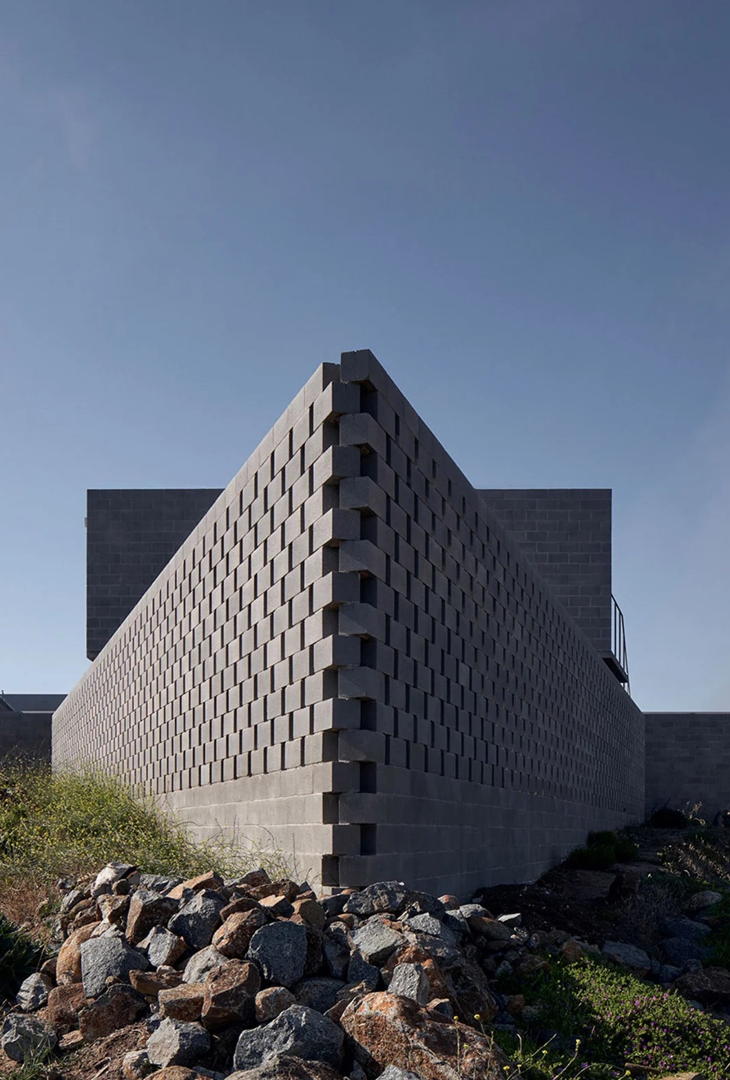 LBS House | The Coolector