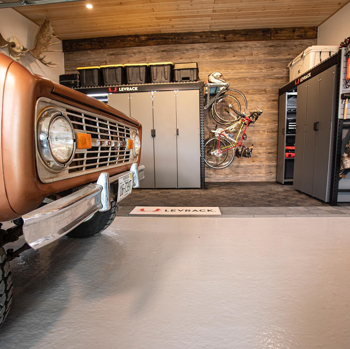 Levrack Storage | The Coolector