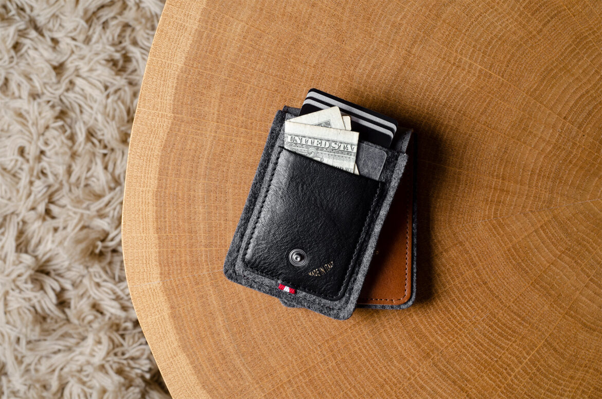 Hard Graft Flip Card Wallet | The Coolector