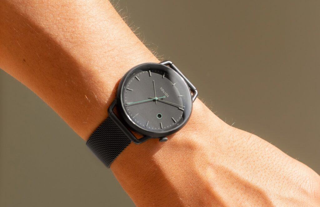 Solios Curve Watch | The Coolector