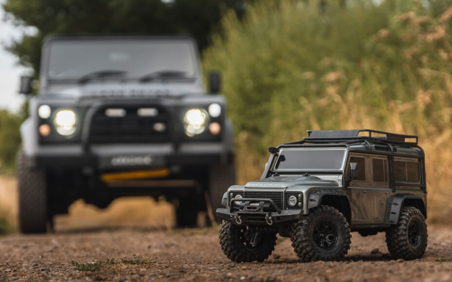 Arkonik x Traxxas® R/C Defender | The Coolector