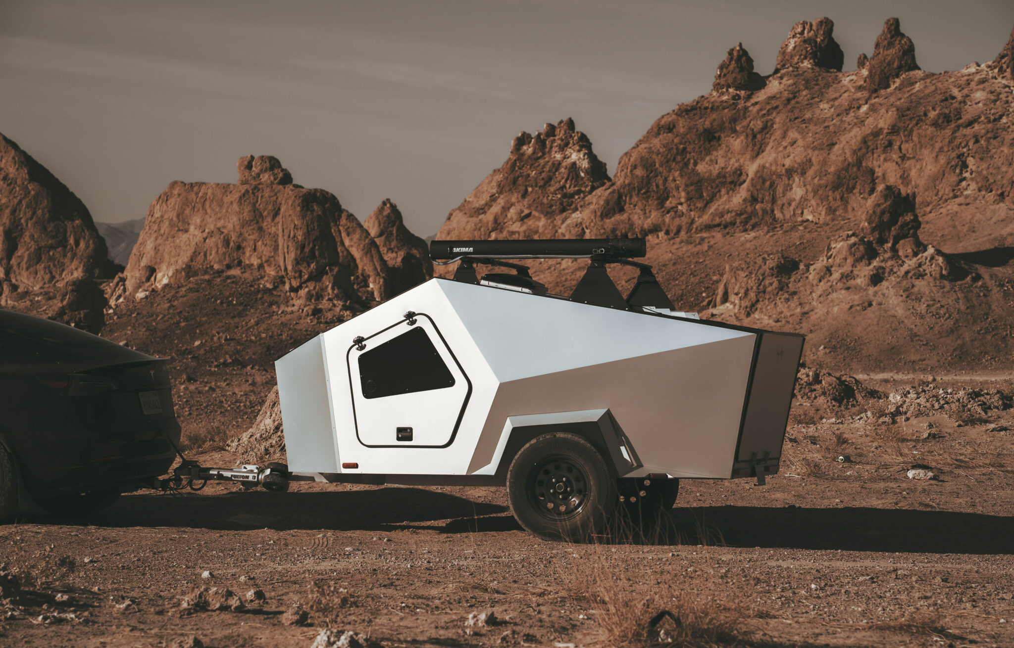 Polydrops P17 Essential Trailer | The Coolector